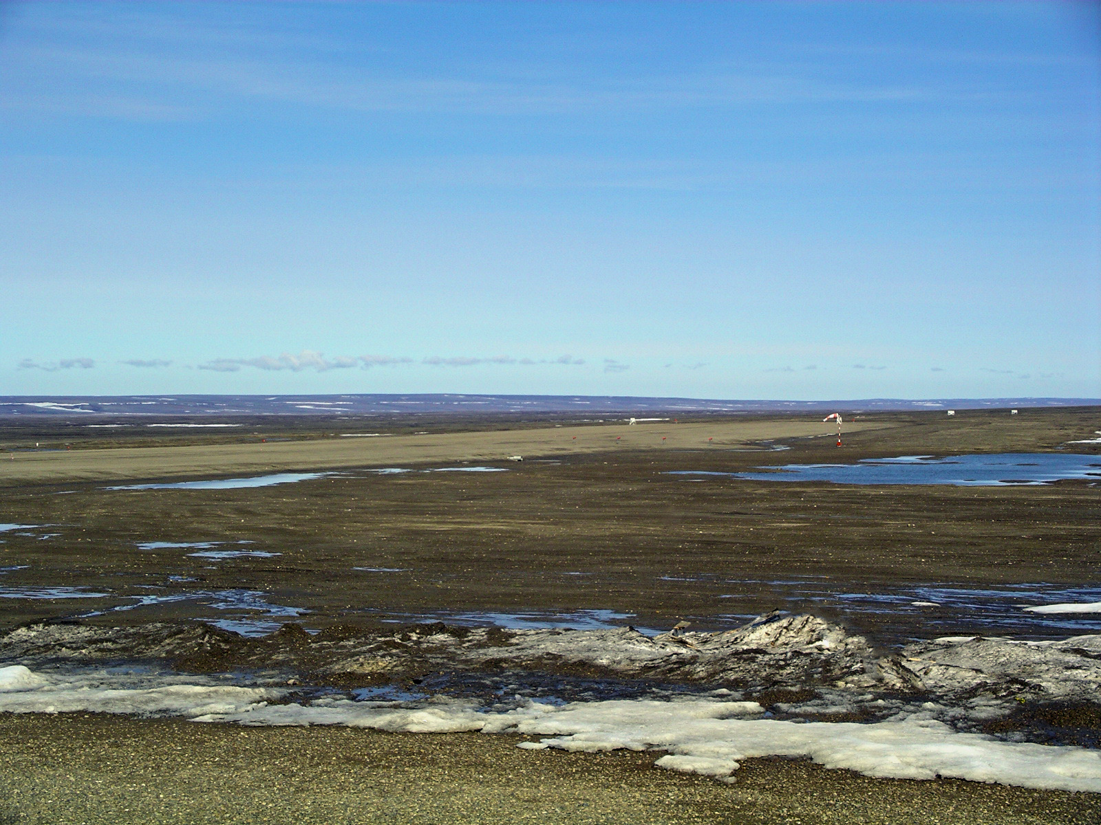 Sachs Harbour (David Nasogaluak Jr. Saaryuaq) Airport